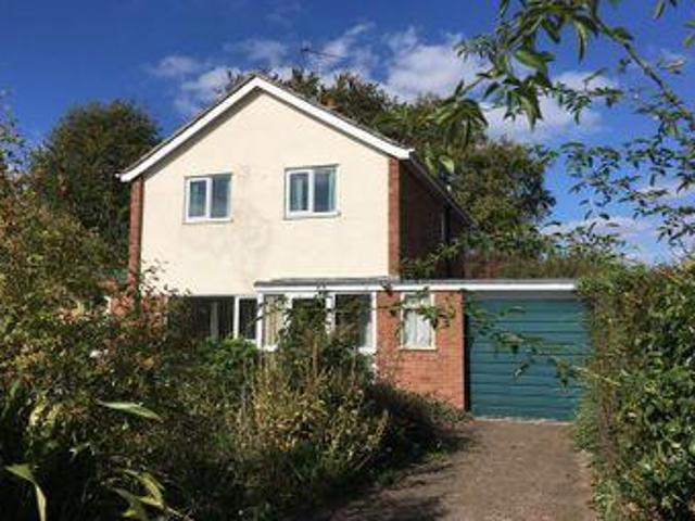 3 Bedrooms Detached house for sale in Cresswell Avenue, Staplegrove, Taunton TA2