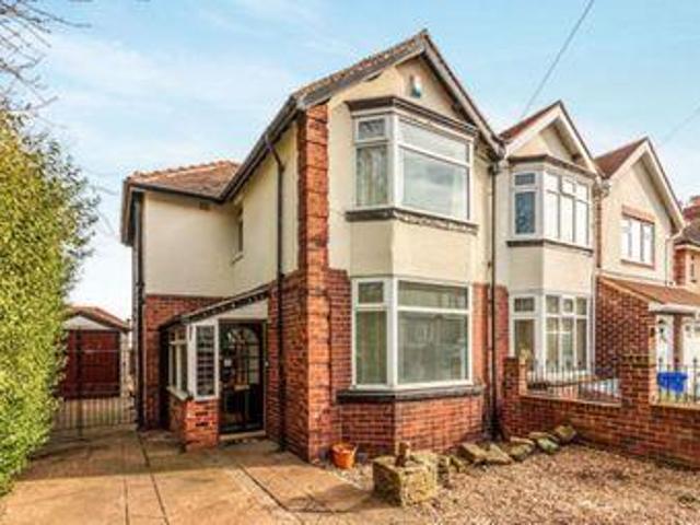 3 Bedrooms Detached house for sale in Dykes Lane, Sheffield S6