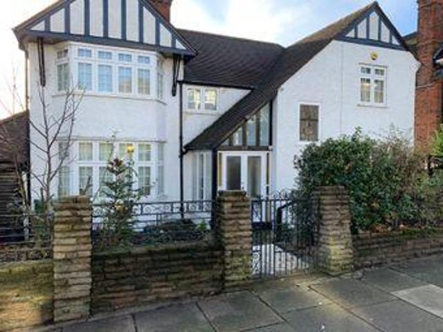3 Bedrooms Detached house for sale in Dollis Hill Lane, London NW2