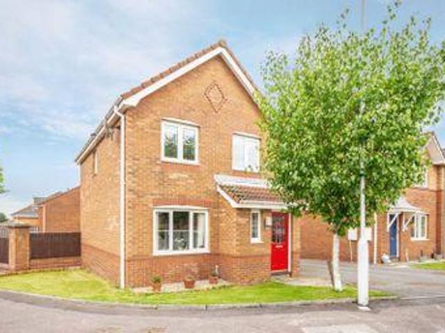 3 Bedrooms Detached house for sale in Dover Heights, Dunfermline KY11