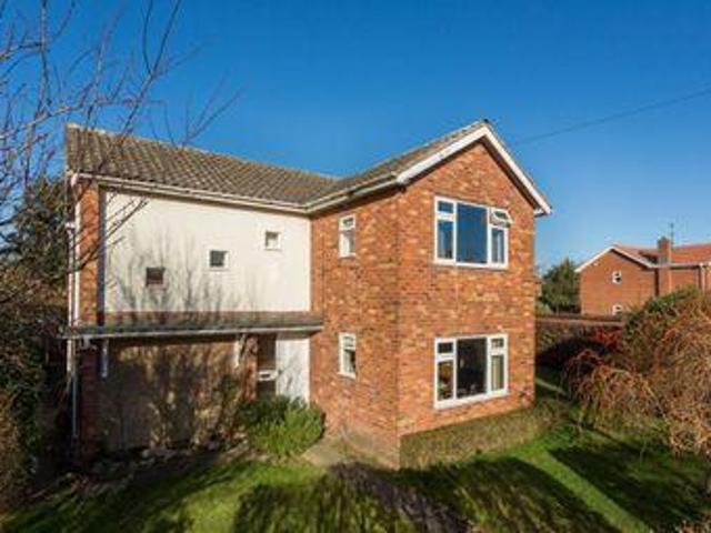 3 Bedrooms Detached house for sale in Easthorpe Drive, Nether Poppleton, York YO26