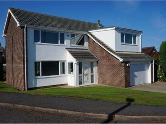 3 Bedrooms Detached house for sale in Edmonton Close, Barnsley S75