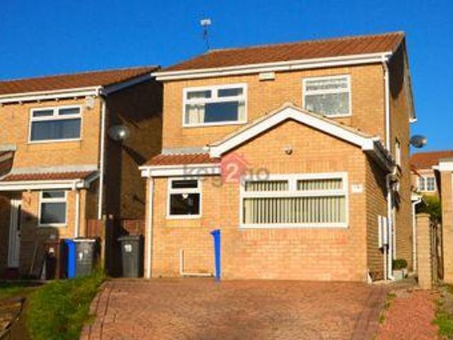 3 Bedrooms Detached house for sale in Epping Gardens, Sothall, Sheffield S20