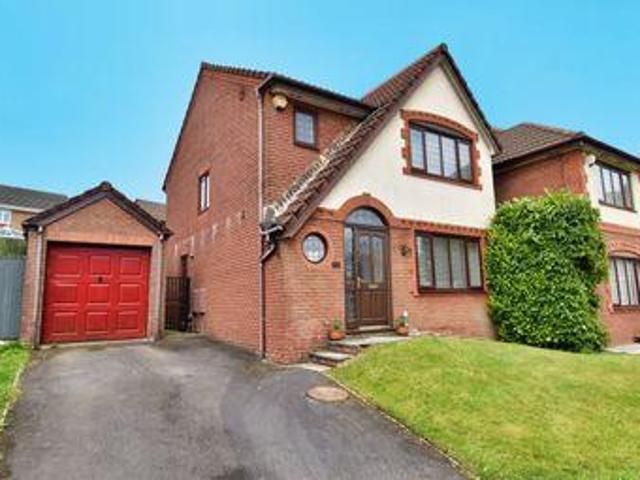 3 Bedrooms Detached house for sale in Ffordd Dryden, Killay, Swansea SA2