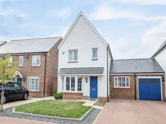 3 Bedrooms Detached house for sale in Garden Fields, Offley, Hitchin SG5