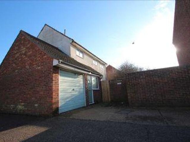 3 Bedrooms Detached house for sale in Gardenia Place, Clacton On Sea CO16