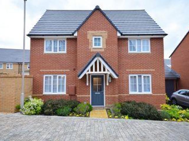 3 Bedrooms Detached house for sale in Goldcrest Walk, Keynsham BS31