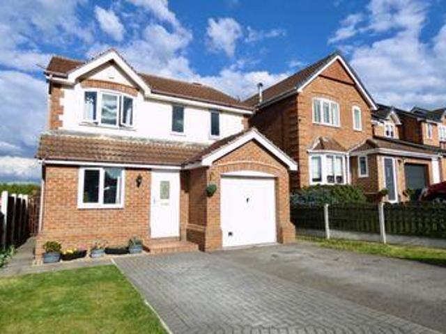 3 Bedrooms Detached house for sale in Gorehill Close, Wath Upon Dearne, Rotherham S63