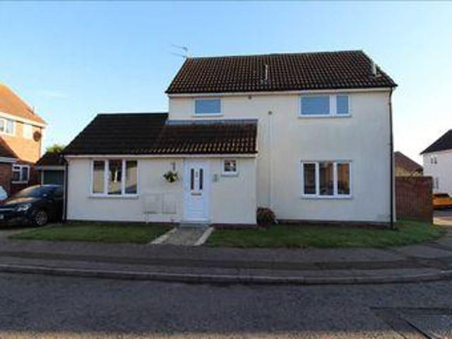 3 Bedrooms Detached house for sale in Grayling Drive, Colchester CO4