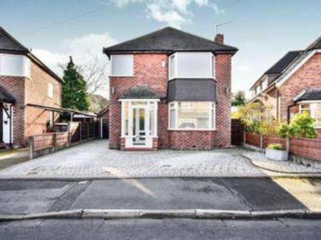 3 Bedrooms Detached house for sale in Greenway Road, Heald Green, Cheadle, Cheshire SK8