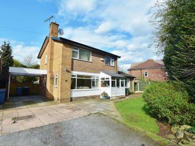 3 Bedrooms Detached house for sale in Half Edge Lane, Eccles, Manchester M30