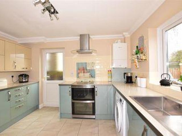 3 Bedrooms Detached house for sale in High Street, Rochester, Kent ME1