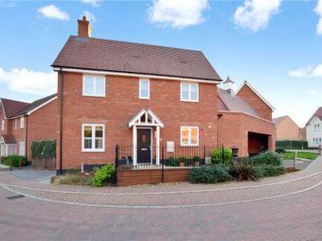 3 Bedrooms Detached house for sale in Hogarth Court, Sible Hedingham, Halstead CO9