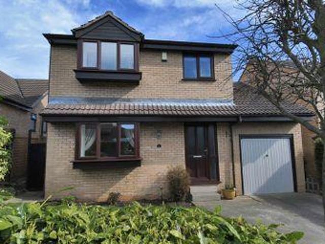 3 Bedrooms Detached house for sale in Hopewell Way, Crigglestone, Wakefield WF4