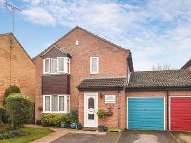 3 Bedrooms Detached house for sale in Isis Avenue, Bicester OX26