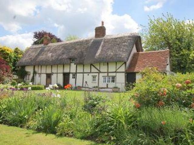 3 Bedrooms Detached house for sale in Keinches Lane, Whitchurch, Aylesbury HP22