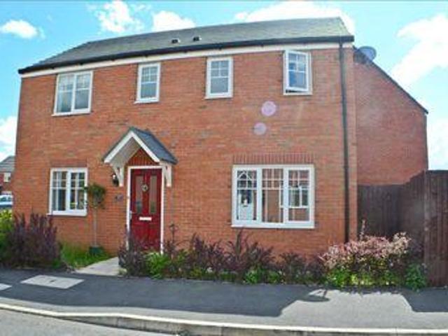 3 Bedrooms Detached house for sale in Kerridge Drive, Warrington, Warrington WA1