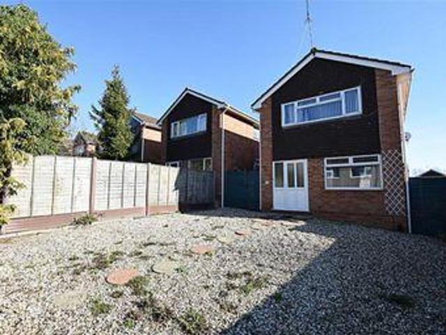 3 Bedrooms Detached house for sale in Kerstin Close, Cheltenham, Gloucestershire GL50