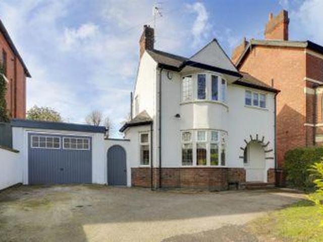 3 Bedrooms Detached house for sale in Langtry Grove, New Basford, Nottinghamshire NG7