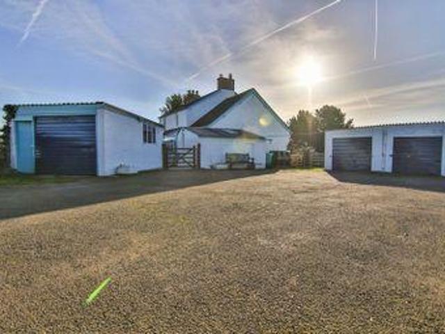 3 Bedrooms Detached house for sale in Llanddewi Rhydderch, Abergavenny NP7