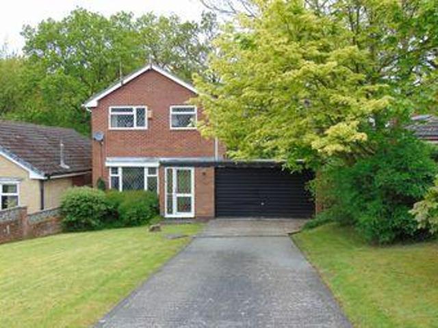 3 Bedrooms Detached house for sale in Lower Manor Lane, Burnley, Lancashire BB12