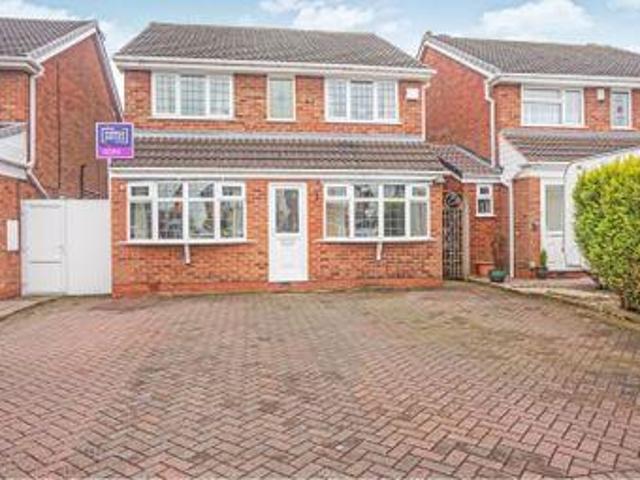 3 Bedrooms Detached house for sale in Poplars Drive, Birmingham B36