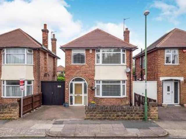3 Bedrooms Detached house for sale in Runswick Drive, Wollaton, Nottingham, Nottinghamshire NG8