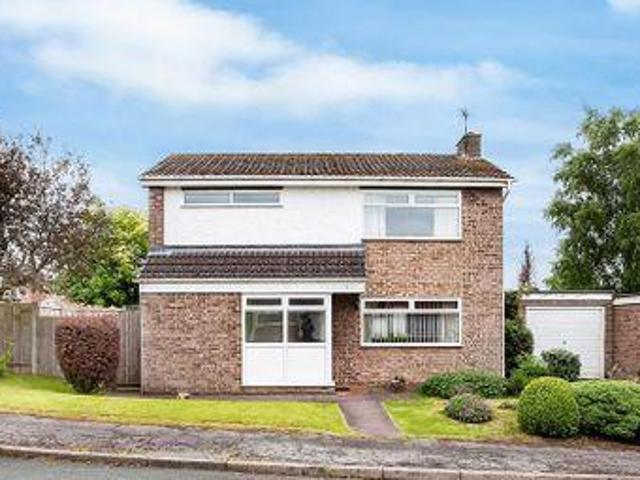 3 Bedrooms Detached house for sale in Rydal Court, Congleton CW12