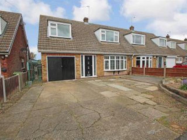 3 Bedrooms Detached house for sale in St. Peters Road, Scotter, Gainsborough DN21