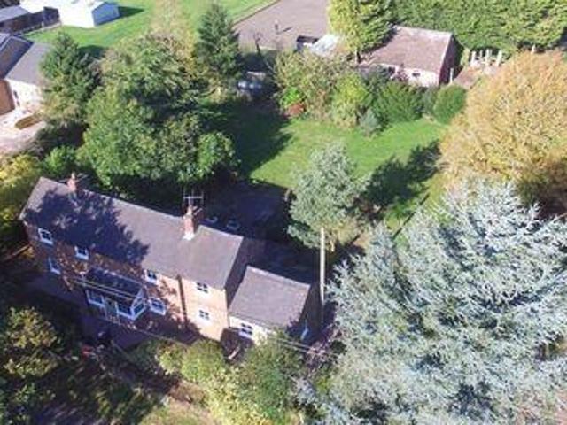 3 Bedrooms Detached house for sale in Sandy Lane, Lockley Wood TF9
