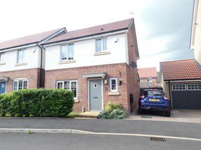 3 Bedrooms Detached house for sale in Shuttle Drive, Heywood OL10