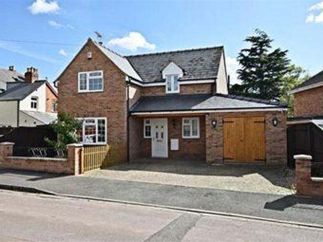 3 Bedrooms Detached house for sale in Sivell Close, Longford, Gloucester GL2