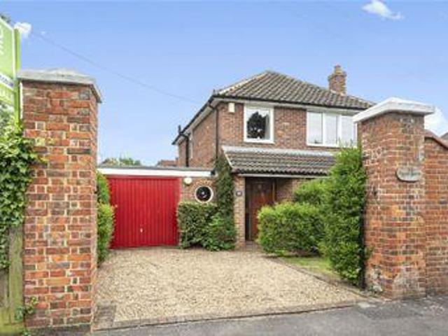 3 Bedrooms Detached house for sale in Tamarisk Avenue, Reading, Berkshire RG2