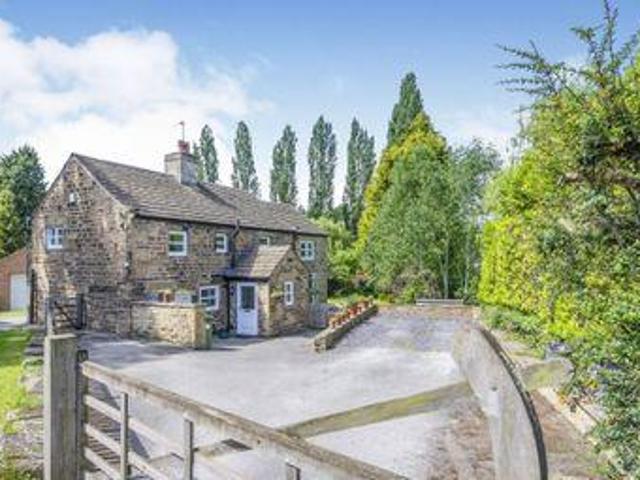 3 Bedrooms Detached house for sale in Tanyard Fold, Chapelthorpe, Wakefield WF4