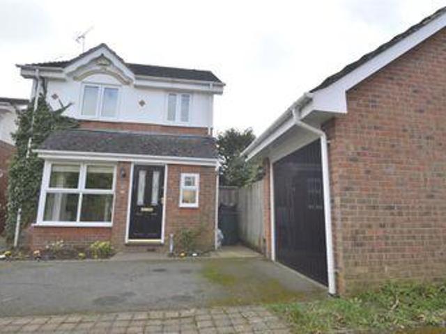 3 Bedrooms Detached house for sale in The Floats, Riverhead, Sevenoaks, Kent TN13