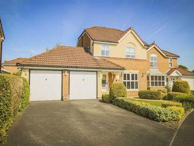 3 Bedrooms Detached house for sale in The Pastures, Grimsargh, Preston PR2