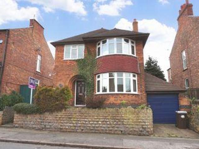3 Bedrooms Detached house for sale in Thorneywood Mount, Nottingham NG3