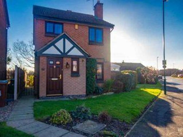 3 Bedrooms Detached house for sale in Torvill Drive, Wollaton, Nottingham NG8