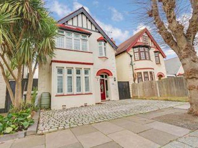 3 Bedrooms Detached house for sale in Trinity Road, Southend On Sea SS2