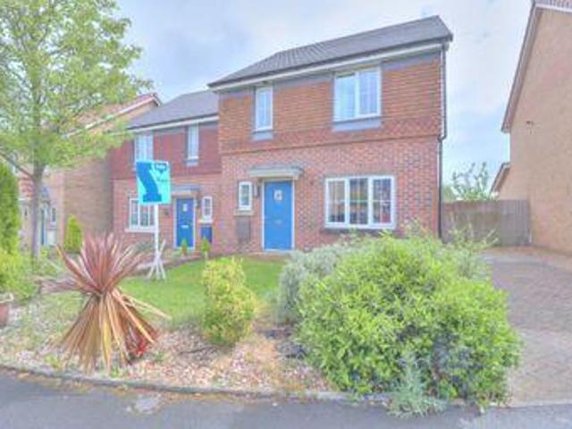 3 Bedrooms Detached house for sale in Trippear Way, Heywood OL10