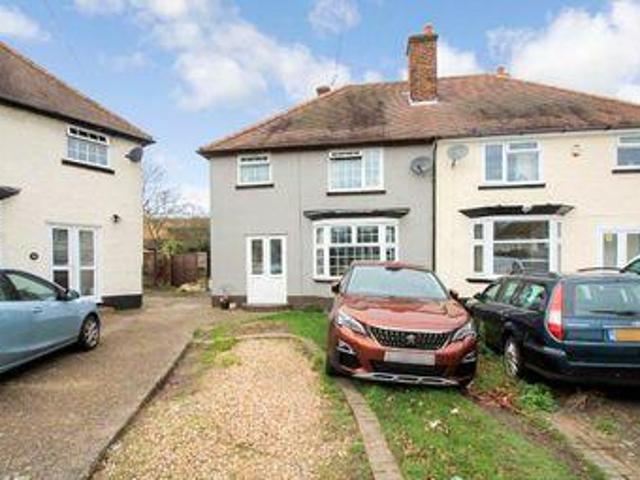 3 Bedrooms Detached house for sale in Trotts Hall Gardens, Sittingbourne, Kent ME10