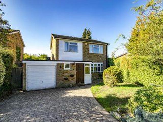 3 Bedrooms Detached house for sale in Valley Close, Goring On Thames RG8