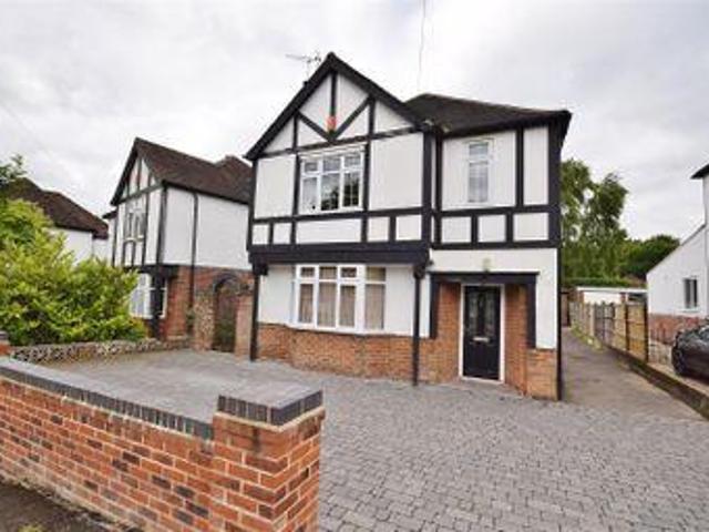 3 Bedrooms Detached house for sale in Vernon Crescent, Ravenshead, Nottingham NG15