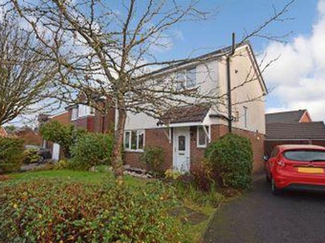 3 Bedrooms Detached house for sale in Vicars Hall Gardens, Worsley, Manchester M28
