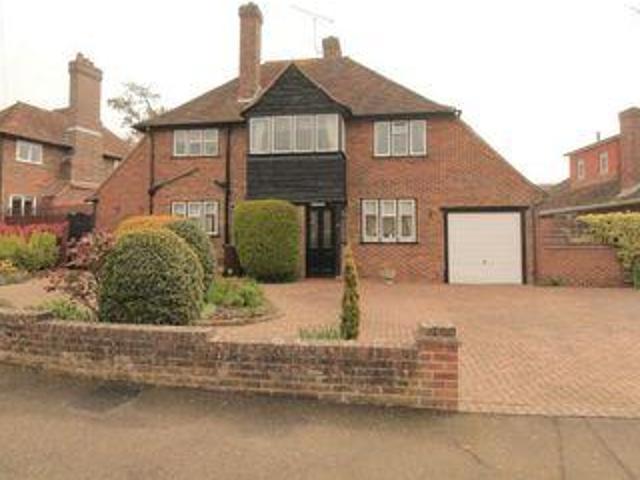 3 Bedrooms Detached house for sale in Walton Park, Bexhill On Sea, East Sussex TN39