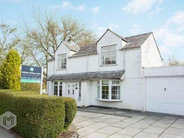 3 Bedrooms Detached house for sale in Warrington Road, Culcheth, Warrington WA3