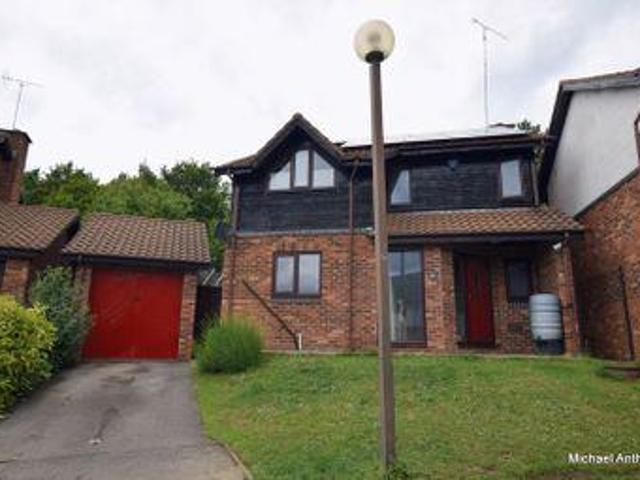 3 Bedrooms Detached house for sale in Wedgwood Avenue, Blakelands, Milton Keynes MK14