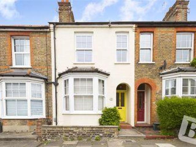3 Bedrooms Detached house for sale in Weight Road, Chelmsford, Essex CM2