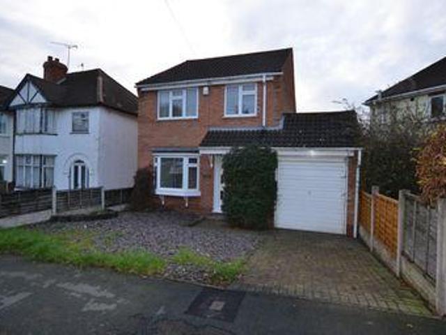 3 Bedrooms Detached house for sale in Wentworth Road, Wollaston DY8
