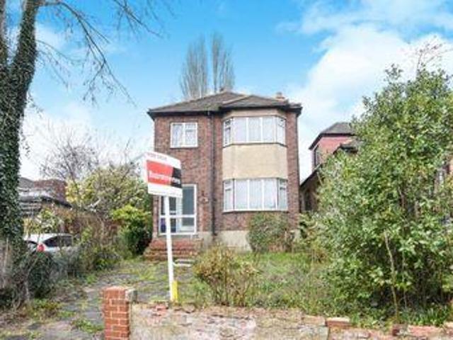 3 Bedrooms Detached house for sale in Westwood Avenue, Brentwood CM14